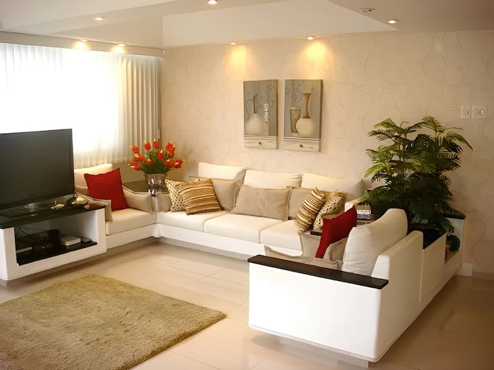 Lindo 3 Quartos Com Churrasqueira Em Copacabana - Brazil