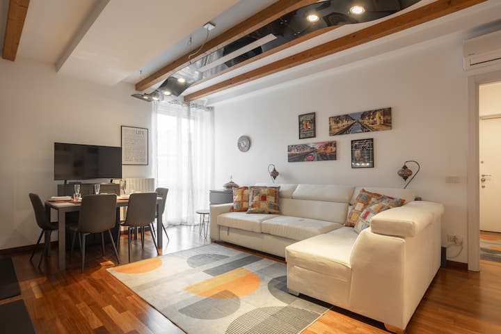 Black Modernism - [Milano Centro - Navigli Duomo] - Milan