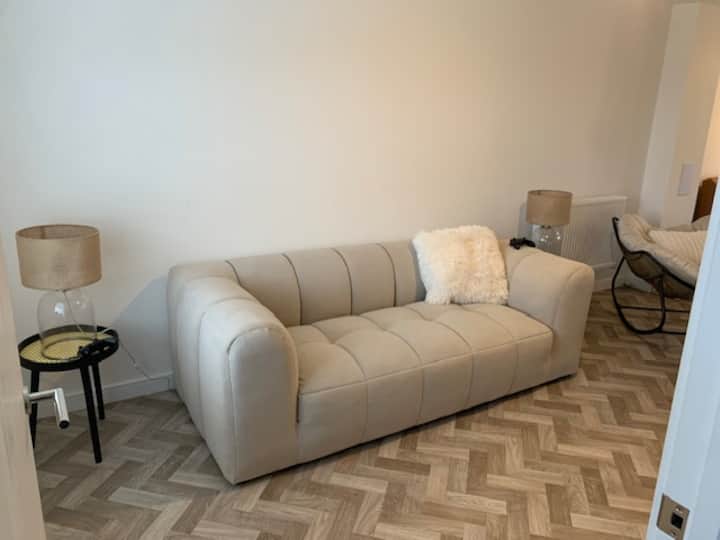 New, Modern Two Bedroom House, Open Plan Living. - Chepstow