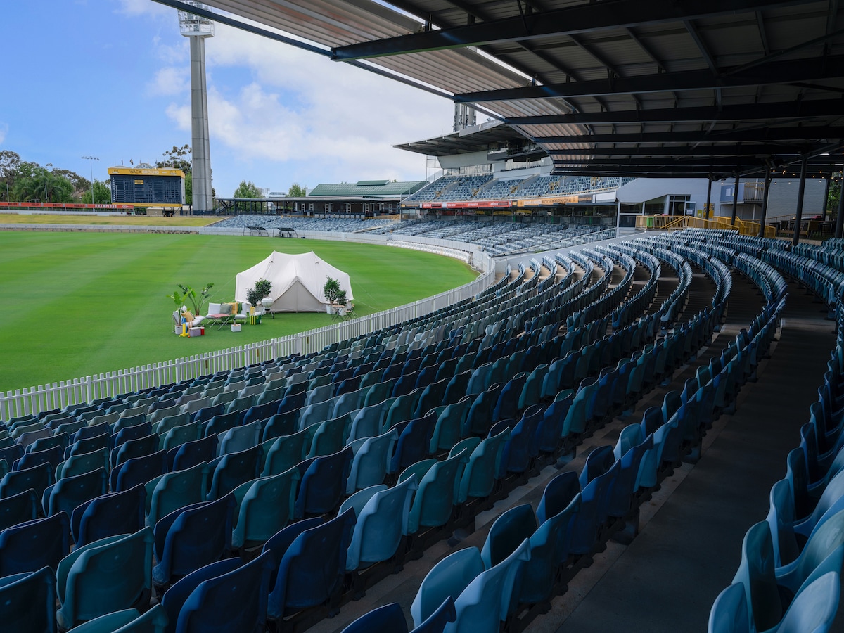 Stay at the WACA for The Ashes with Mike Hussey - Airbnb