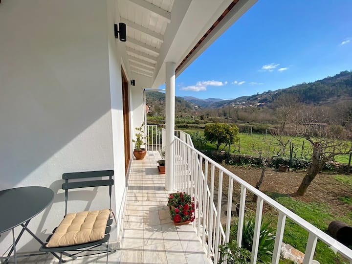 Casa De Campo No Rio Paiva -  Hostiva - Castro Daire