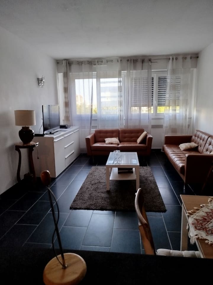 Rare Courbevoie 3 Pièces 70 M² Tour Poissons - Courbevoie