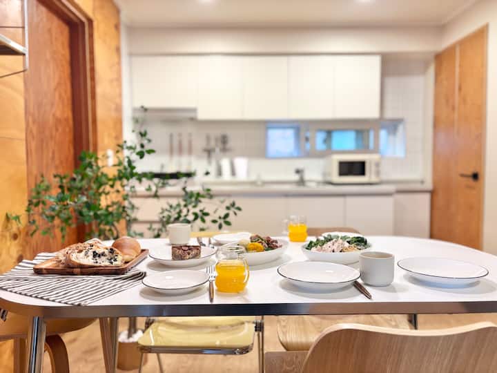 2호선구의역[guui]성수·kspo10분/롯데월드6분/동대문15분/주차가능/6인숙소 - 태평3동