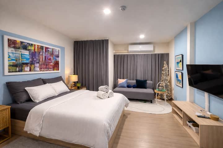 New Beach Condo · Tennis Court · Massive Pool - Thailand