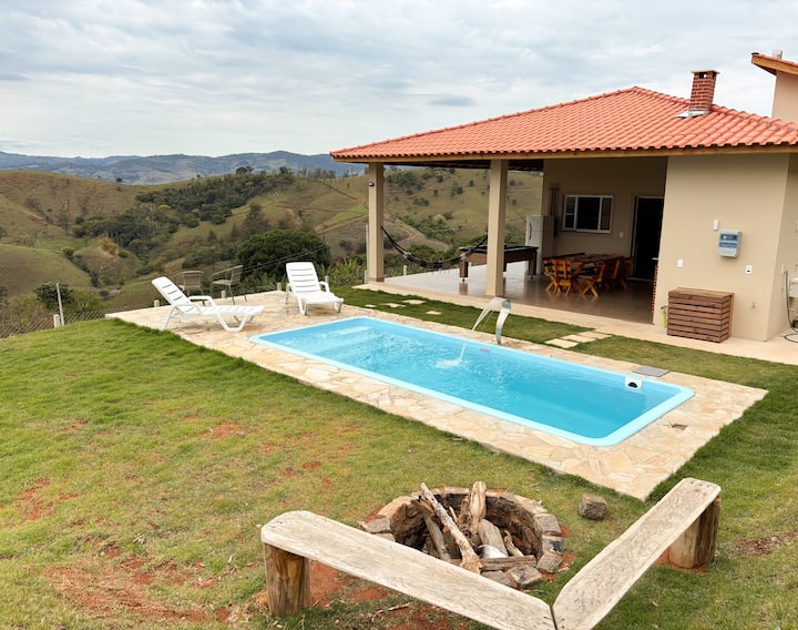 Chácara Com Piscina E Churrasqueira Em Socorro-sp - Socorro