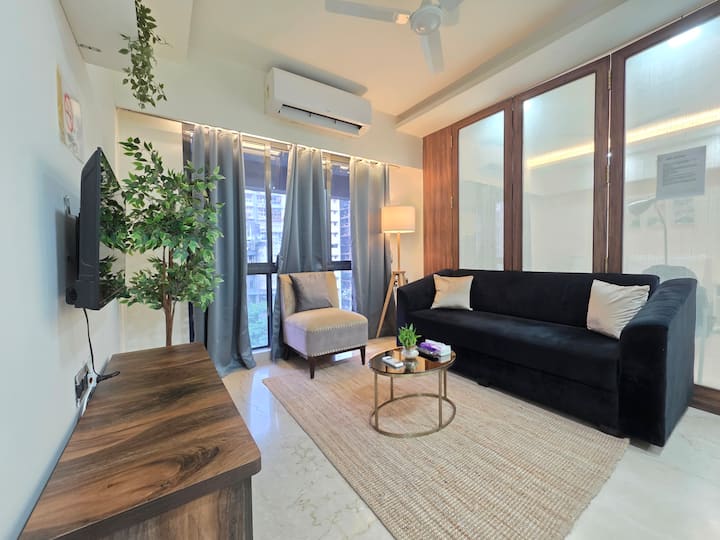 Modern 1 Bhk Near Bkc | Gym • Work Desk • Pool - Mumbai