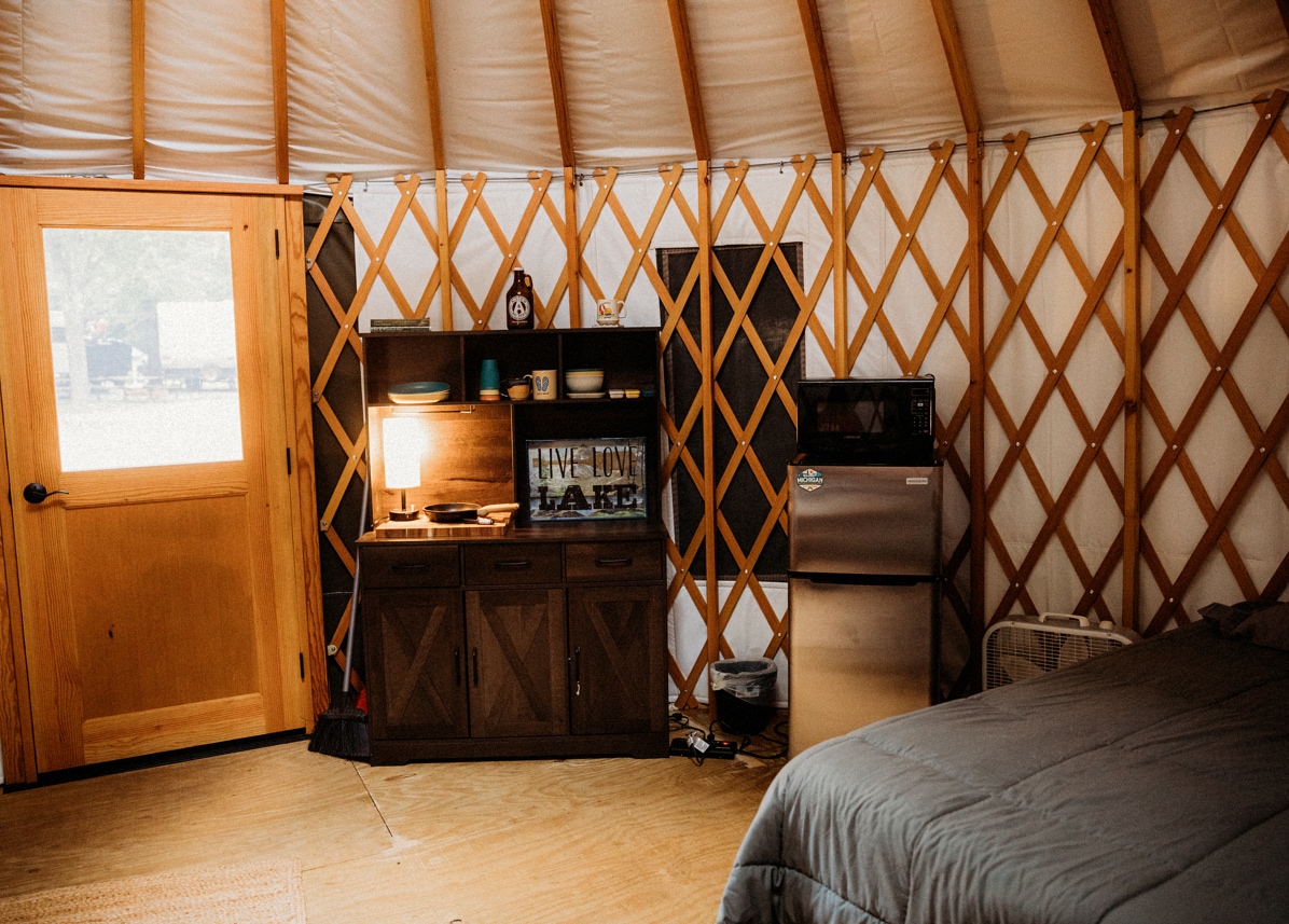 Yourte Silver King au terrain de camping Winding River - Yourtes à ...