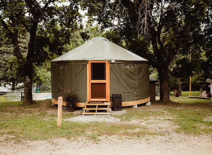 Silver King Yurt At Winding River Campground - Beulah, MI