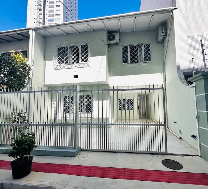 48 Res Joel Sobrado 3dorm. 10 Pessoas 350m Praia - Brazil