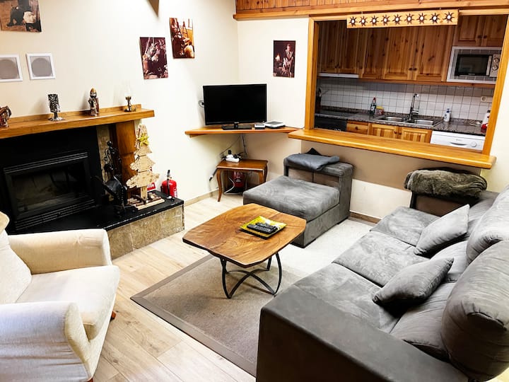 Snö Casa Pucurull · Tradición Y Confort En Salardú - Baqueira