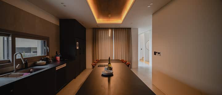 [오픈특가]제주 애월 프라이빗 대저택 독채 숙소,바베큐,불멍,자쿠지,방3,화장실3 - Jeju