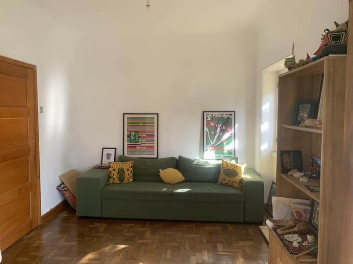Charming Home In Beautiful Sto Antonio Dos Olivais - Coïmbre