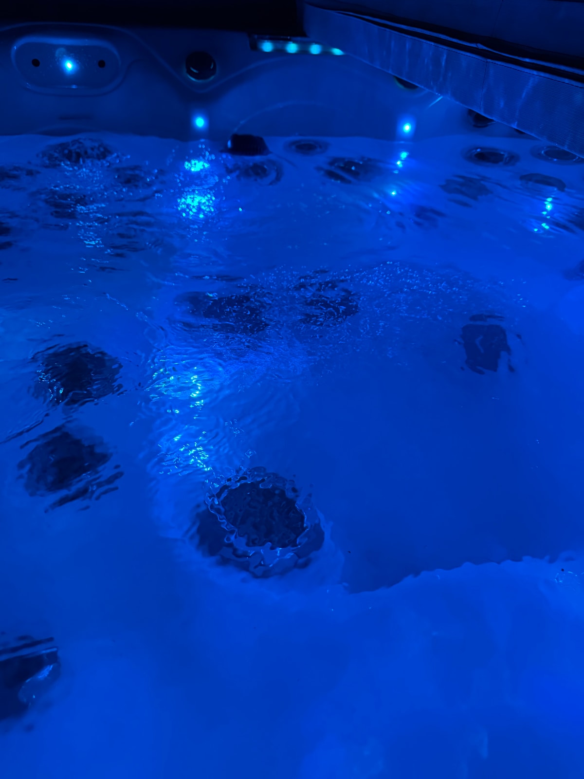 Das Tiny Home mit Waldbad, Sauna und kaltem Tauchbecken! - Kleine ...