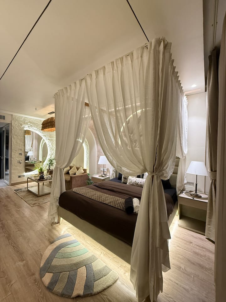 A White Heaven By La Bella Luxuria - Gurugram