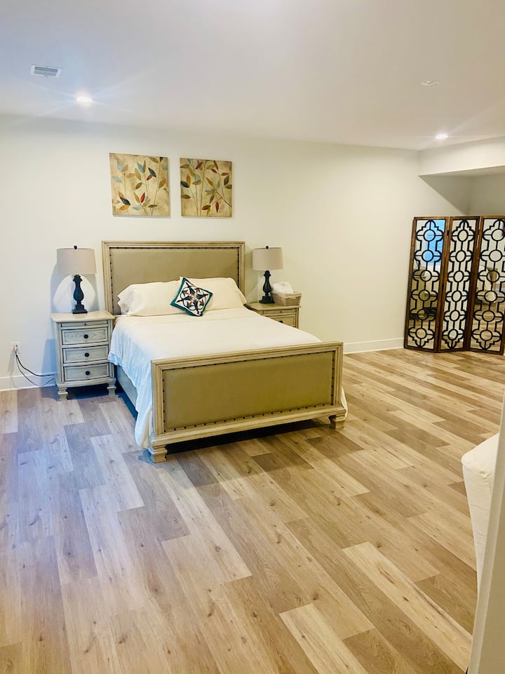 Basement With A Separate Entrance - Fairfax, VA