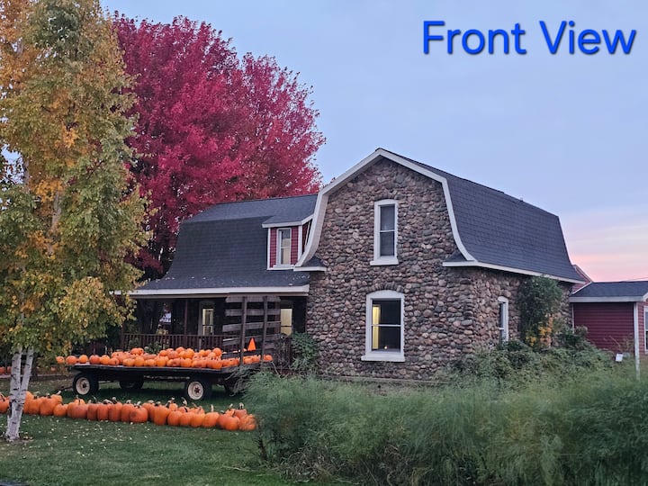 Living The Farm Life! - Beaverton, MI