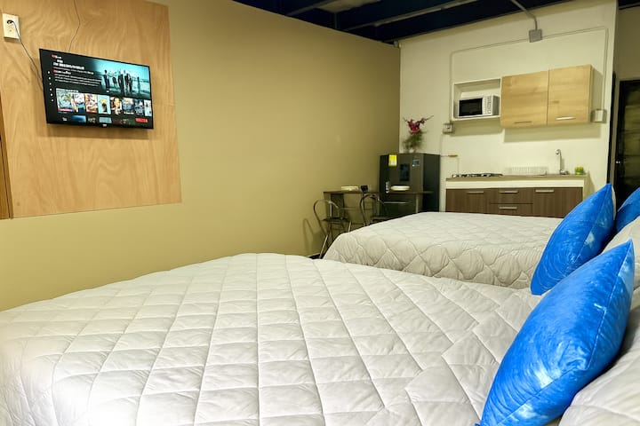 La Mejor Ubicación, Centro Comercial Unicentro - Medellín