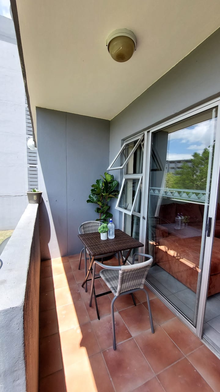 La Boheme • Walk To Menlyn Maine & More - Pretoria