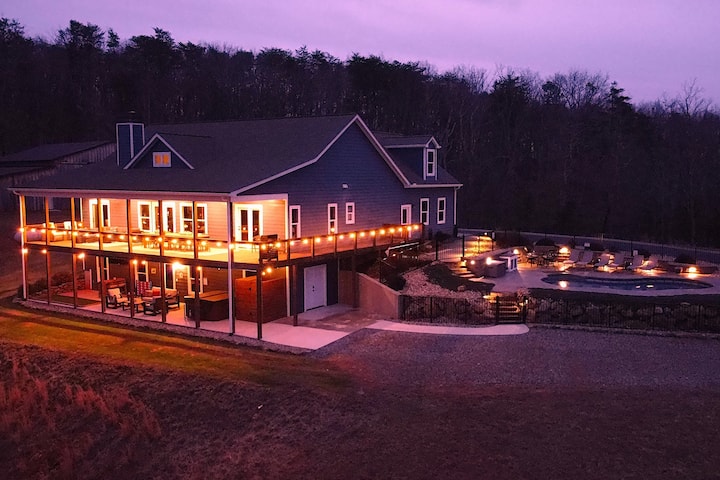 Mtn Retreat Pool Hot Tub Game Rm Theater Putt-putt - Dahlonega, GA