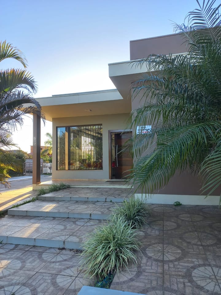 Linda Casa No Passo De Torres Sc - Torres, Brazil