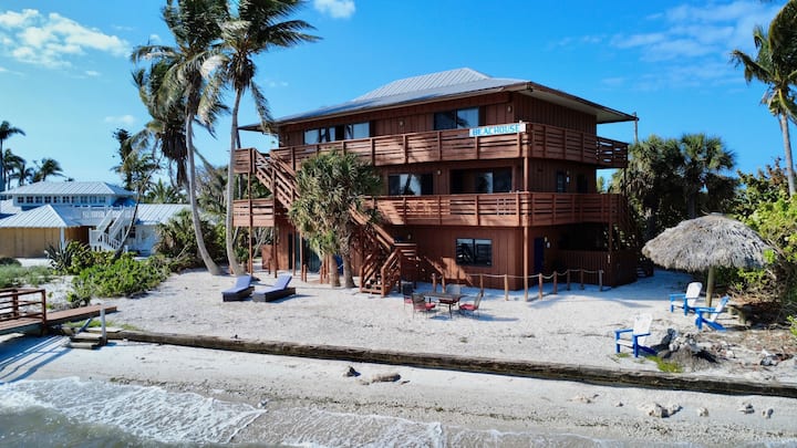 Bokeelia Beachouse Tarpon Penthouse - ボカ・グランド, FL