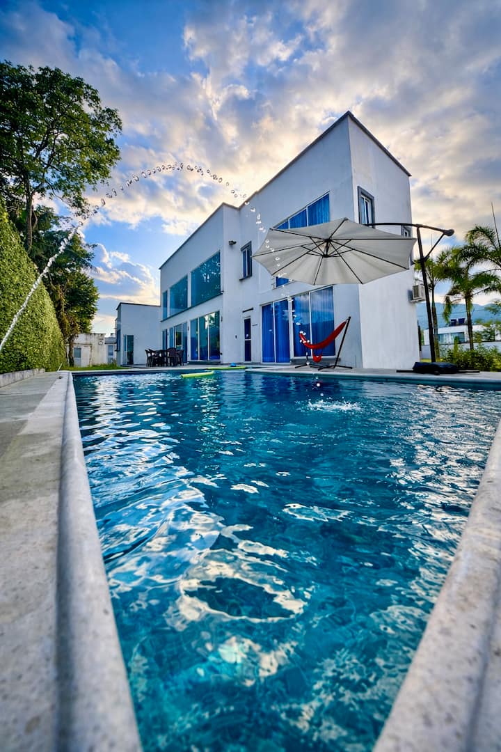 Casa Campestre Con Piscina, Casa Alkina - Villavicencio
