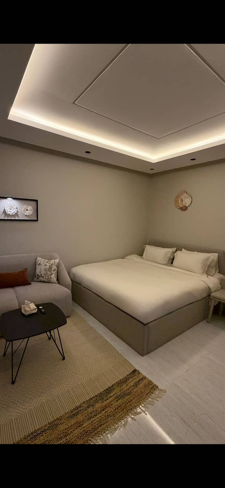 استديو مميز وهادئ في حي الملقا - Riyadh