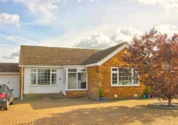 Red Maple Bungalow - Maidstone
