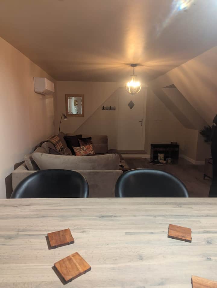 Luxurious Loft Apartment In A Quiet Rural Setting - Stafford, UK