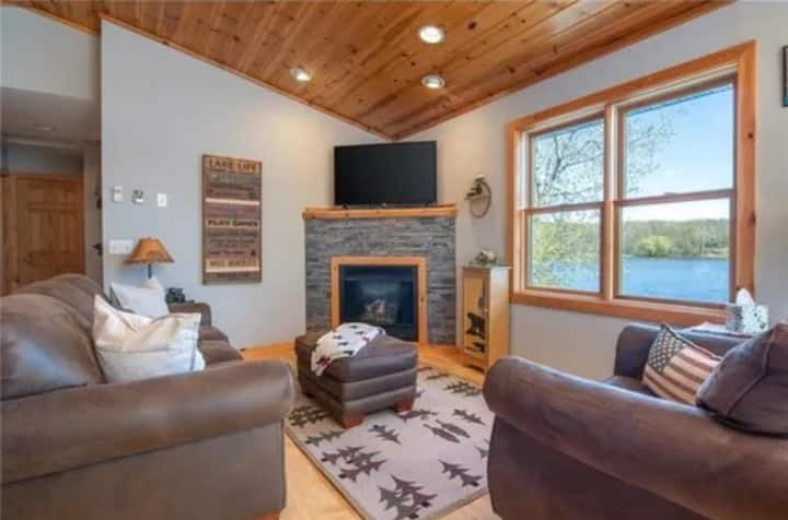 Lakefront Cabin In Luck, Wi: Peaceful Paradise - Wild River State Park, Center City