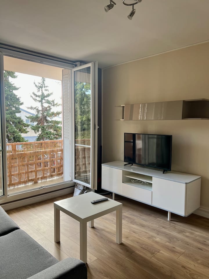 Logement Proche Du Puy De Dôme Avec Parking Privé - Clermont-Ferrand