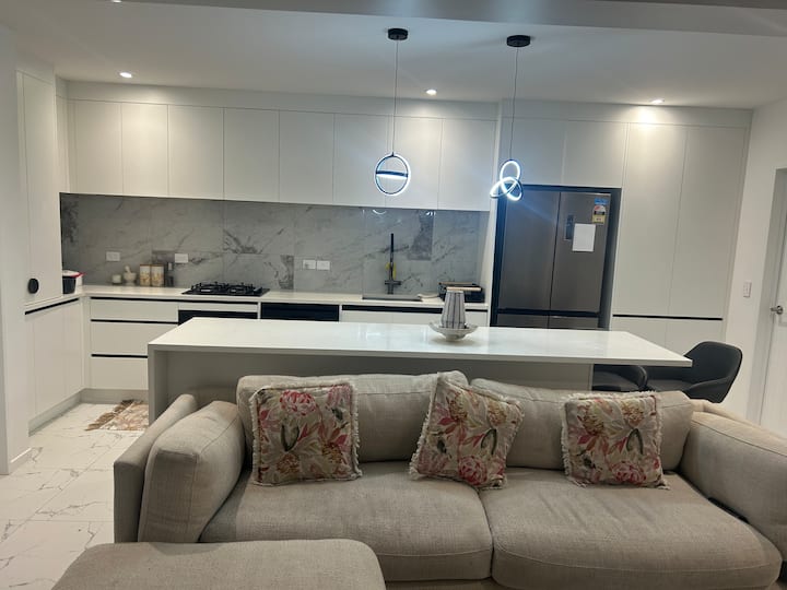 Family Friendly 3 Bedroom With Spa - Auckland