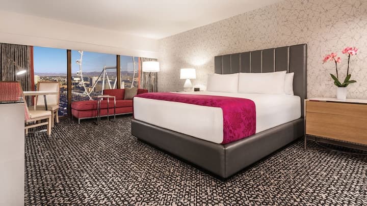 Flamingo Las Vegas King Room - Las Vegas Strip - Las Vegas Harry Reid Airport (LAS)