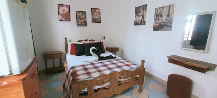 Habitación Y Baño Privado En La Habana - Havana