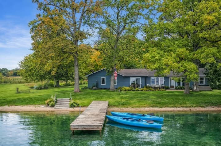 Genesee Lake 4br Modern Escape - Oconomowoc, WI