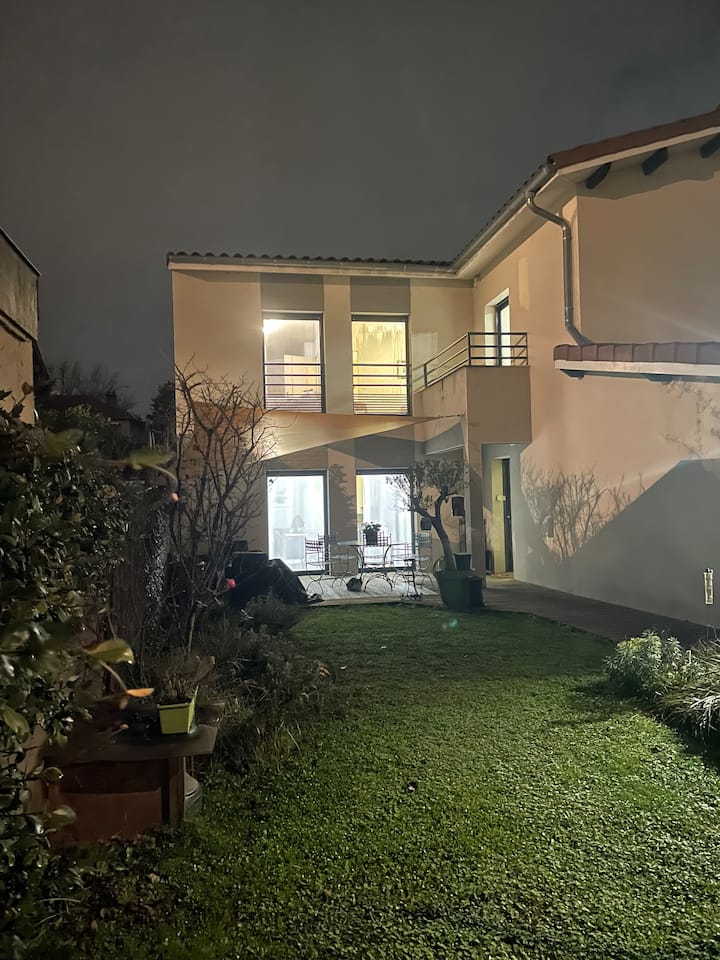 Maison Au Cœur De Villeurbanne 120m2 - Villeurbanne