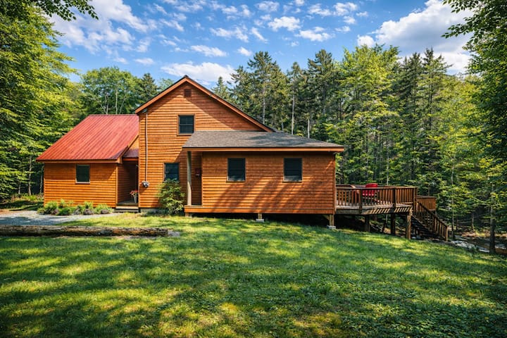 Lake Of The Woods |Waterfront Cabin| Lake Access - Greenville, ME