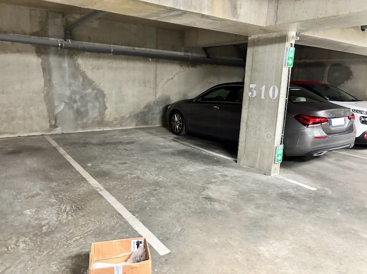 Parking En Sous-sol - Bron