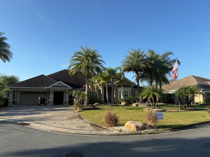 Master Bedroom Suite In A Premier Home - The Villages, FL