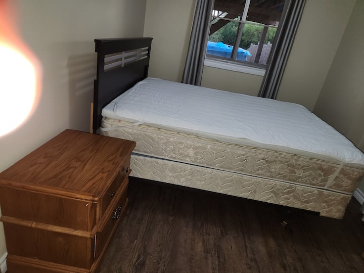 Clean, Beautiful One Bedroom Basement Apartment - Guelph