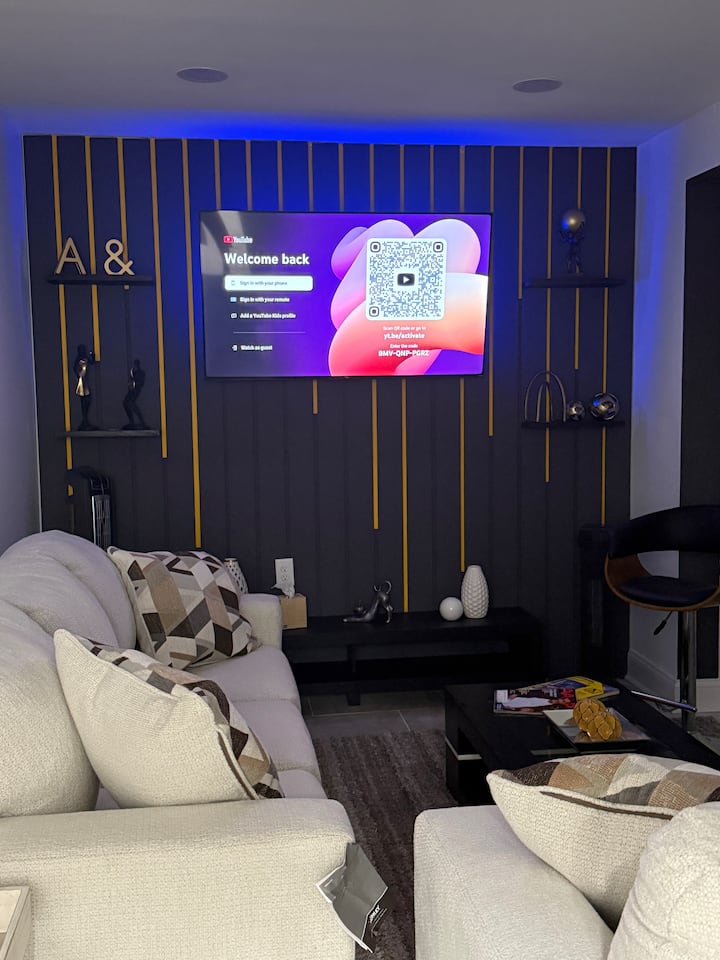 Modern Private Basement Close To Atlanta - Lithonia, GA