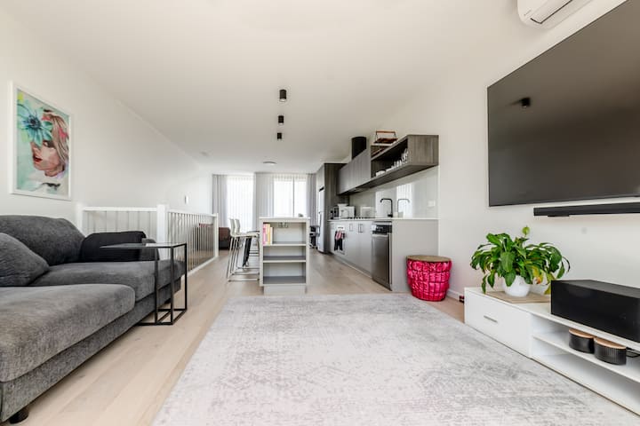 Seaside Luxury | 5 Minutes To Beach | Free Parking - Frankston