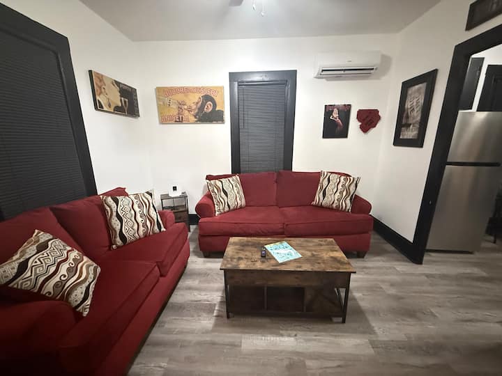 Cozy Getaway, Minutes From The Cruise Terminal. - Moody Gardens, Galveston