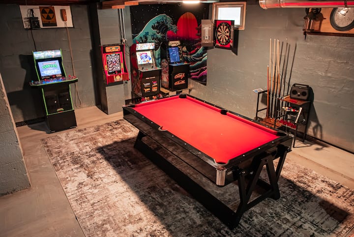 Lakeview Getaway Pet Friendly-hot Tub & Game Room - Cayuga Lake, NY