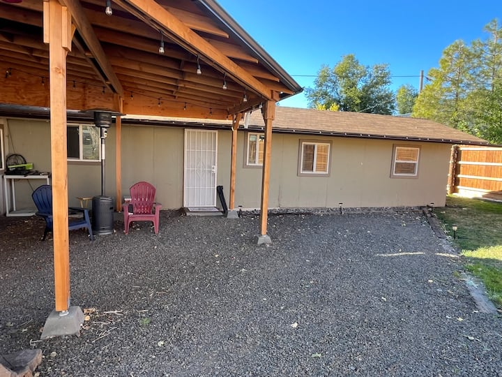 Backyard Cabin - Lakeview, OR