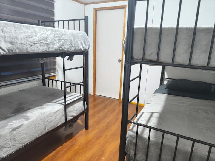 Cama Individual En Habitación Compartida - Puerto Natales