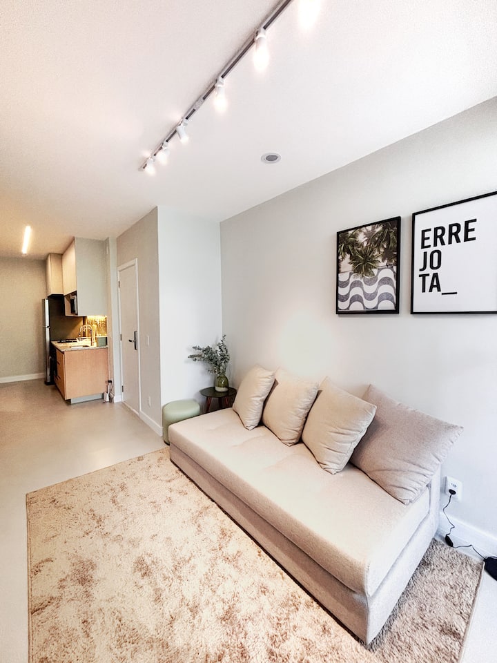 Ipanema Breeze – Beach Meets City In Rio's Heart - Ipanema