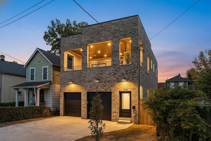 Brand New Badass 3-story Home W/ Terrace Hot Tub - Columbus, OH