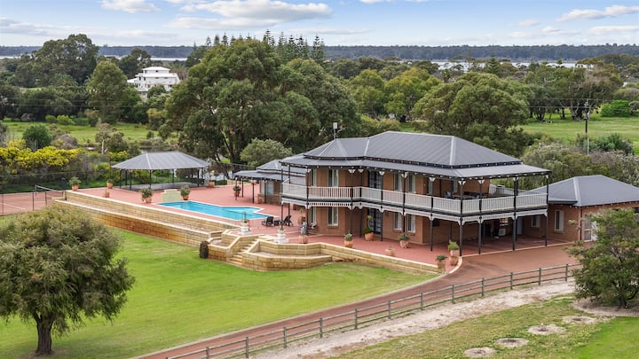 De’vinceant—the Grand Manor By Wonnerup Beach - Broadwater