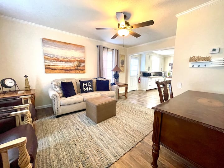 You Found It! Clean-safe-fast Wifi-garage - Lake Charles, LA